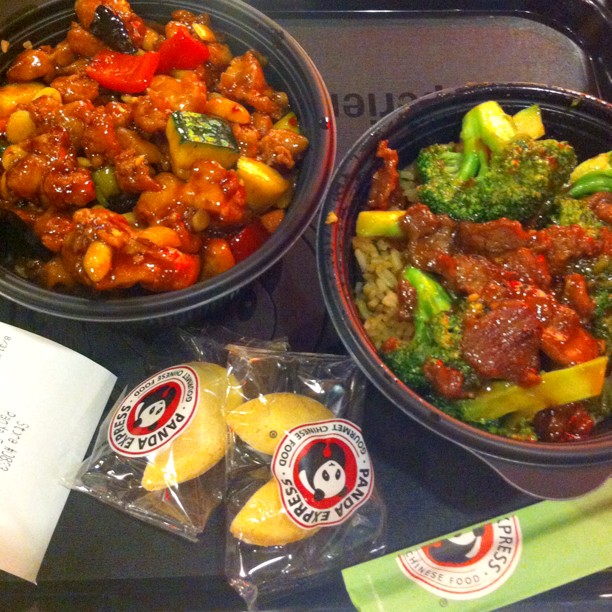Panda Express (中華料理)