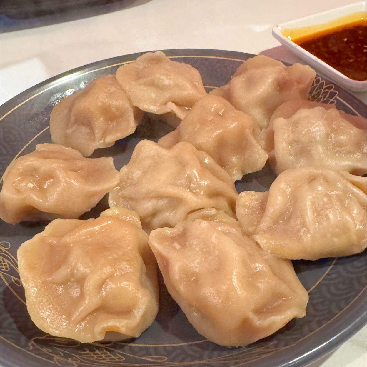 Little Red Dumpling ()