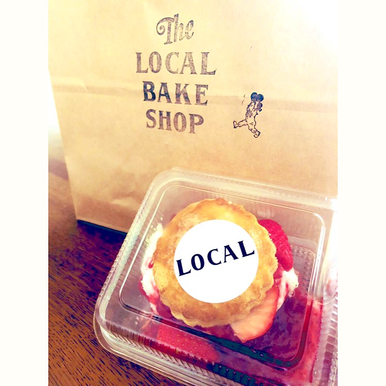 The LOCAL BAKE SHOP (ザローカルベイクショップ) (ほしみ駅/ケーキ・ドーナツ)