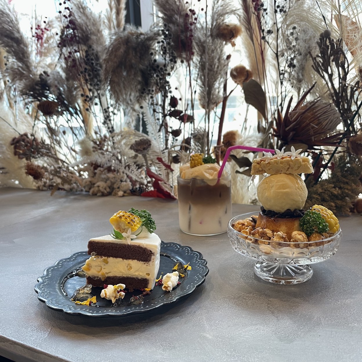 enimo No.5 (カフェ)