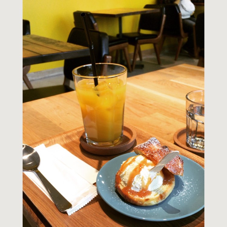 AWESOME Cafe (カフェ)