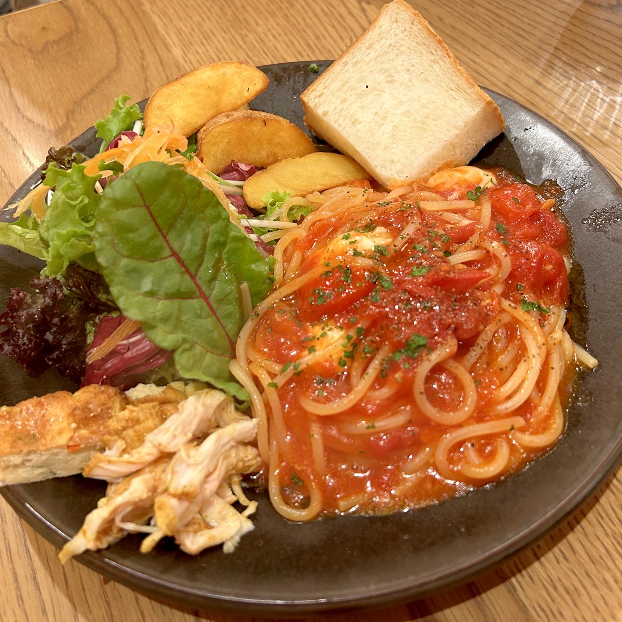 MEG CAFE 511 ()